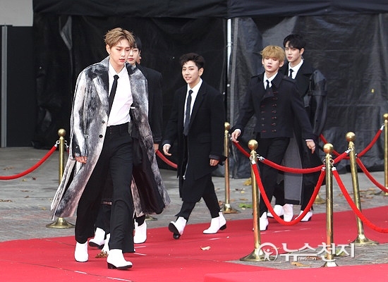 [포토] ‘2017 AAA’ JBJ ‘분위기 있게 입장’