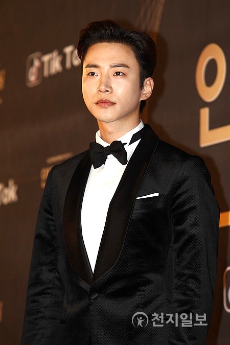 [포토] ‘2017 KBS 연기대상’ 준호 ‘눈에 힘주고’