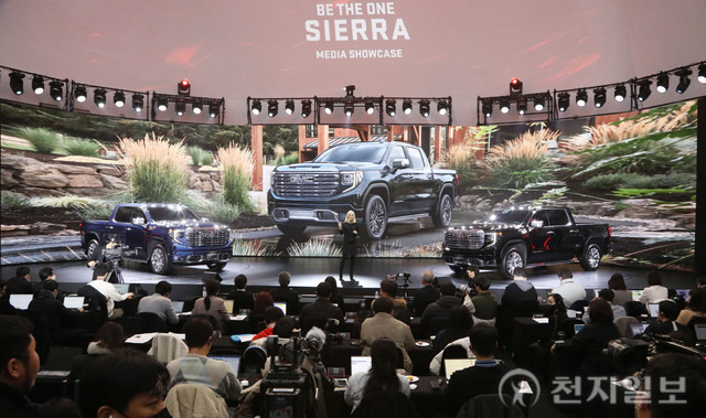 [포토] 국내 첫 출시된 프리미엄 픽업트럭 ‘GMC 시에라’