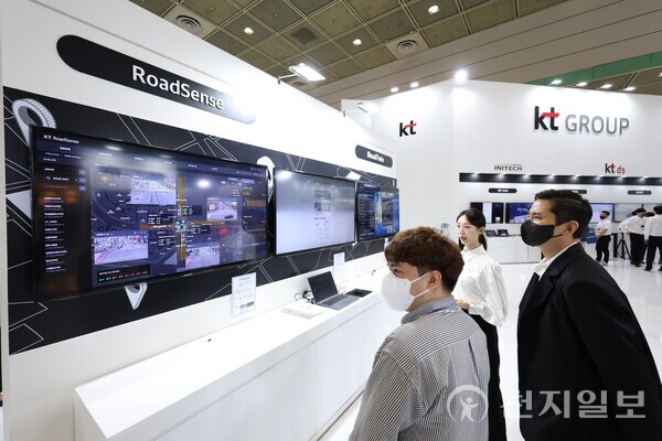 CES·MWC 축소판 ‘월드IT쇼’ 개막… 국내 ICT 기업 총집합