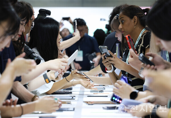 [포토 종합] 삼성전자, 사상 첫 국내 갤럭시 언팩 개최… Z플립5·Z폴드5 공개