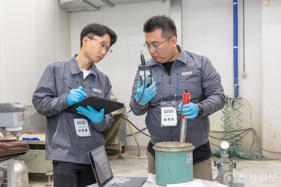 HDC현대산업개발, 콘크리트 품질 강화 교육 실시… 시험인증기관 KCL과 협업