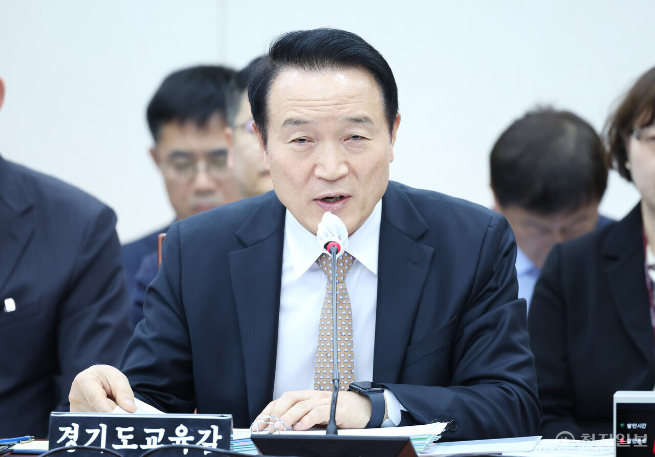 [포토] 답변하는 임태희 경기도교육감