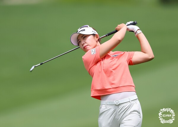 배소현, KLPGA 투어 ‘첫 승’ 감격… E1 채리티 오픈 정상