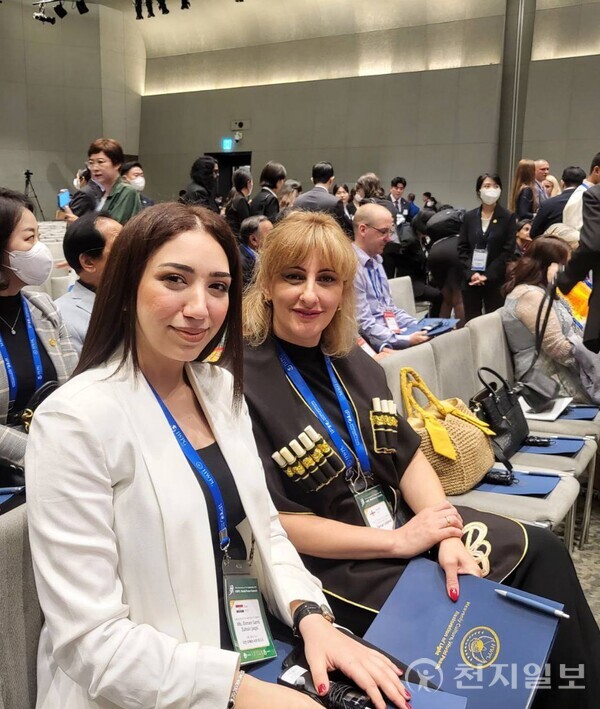 [한국인 이만희 평화실화 FOCUS│HWPL 평화교육 & 인터뷰(3)] 이라크 대학강사 “화합‧용서‧평등‧연민 평화가치관 발견”