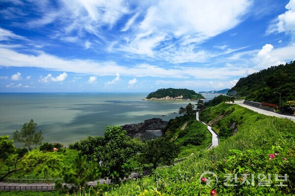 [Korean Attractions] “A Journey to the Landscape Shaped by Nature and ...
