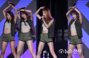 [포토] ‘2015 DMZ 평화콘서트’ 출격하는 EXID