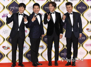 [포토] 2016 KBS 연예대상 ‘1박2일이 왔어요~’