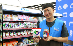 [편의점에서는] GS25 ‘충주맨’ 협업 사과 디저트 출시 外 세븐일레븐, CU